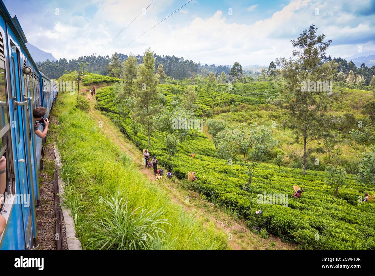 Kandy to badulla train hi-res stock photography and images - Alamy
