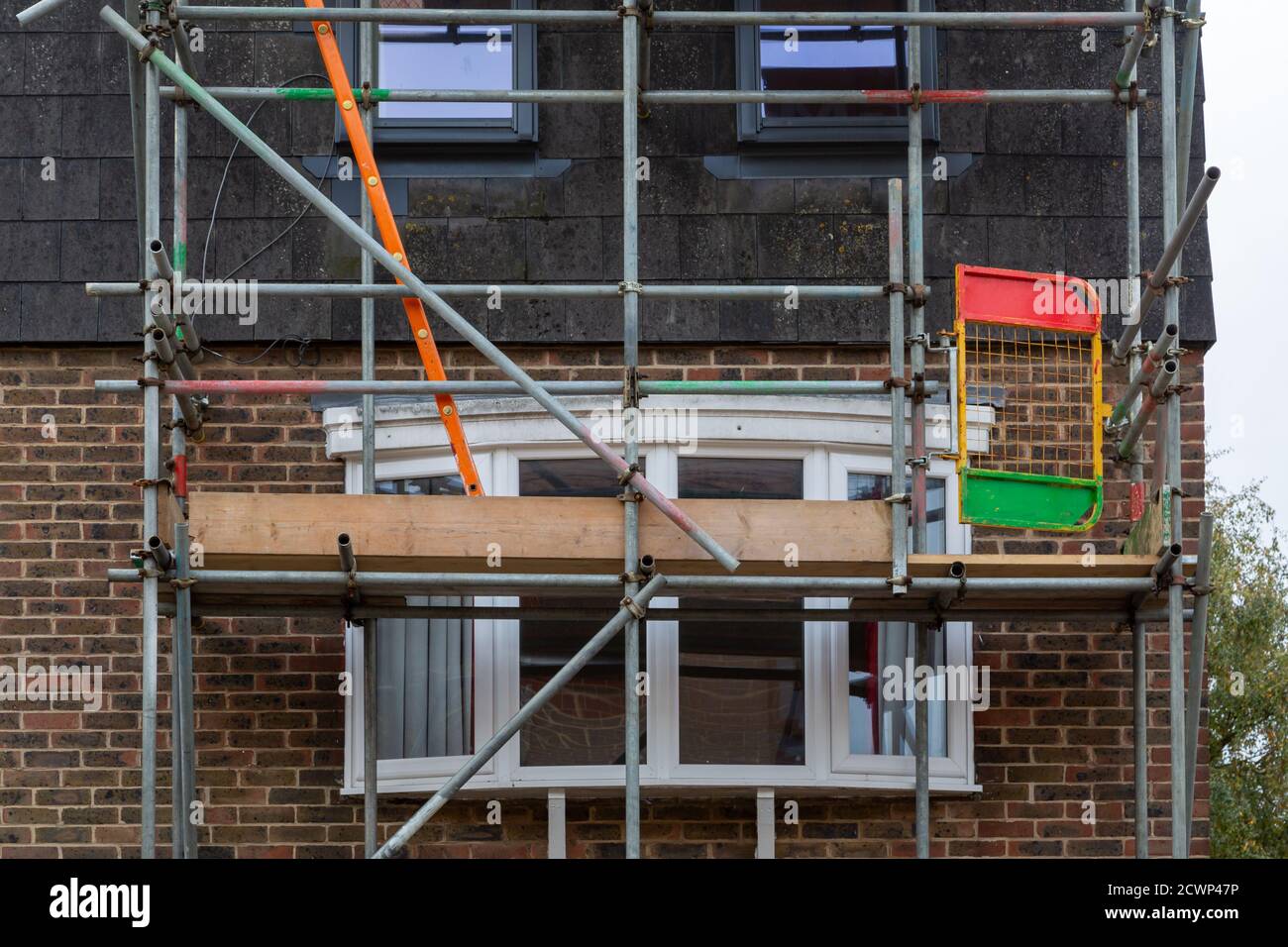Scaffolding poles erected hi-res stock photography and images - Alamy