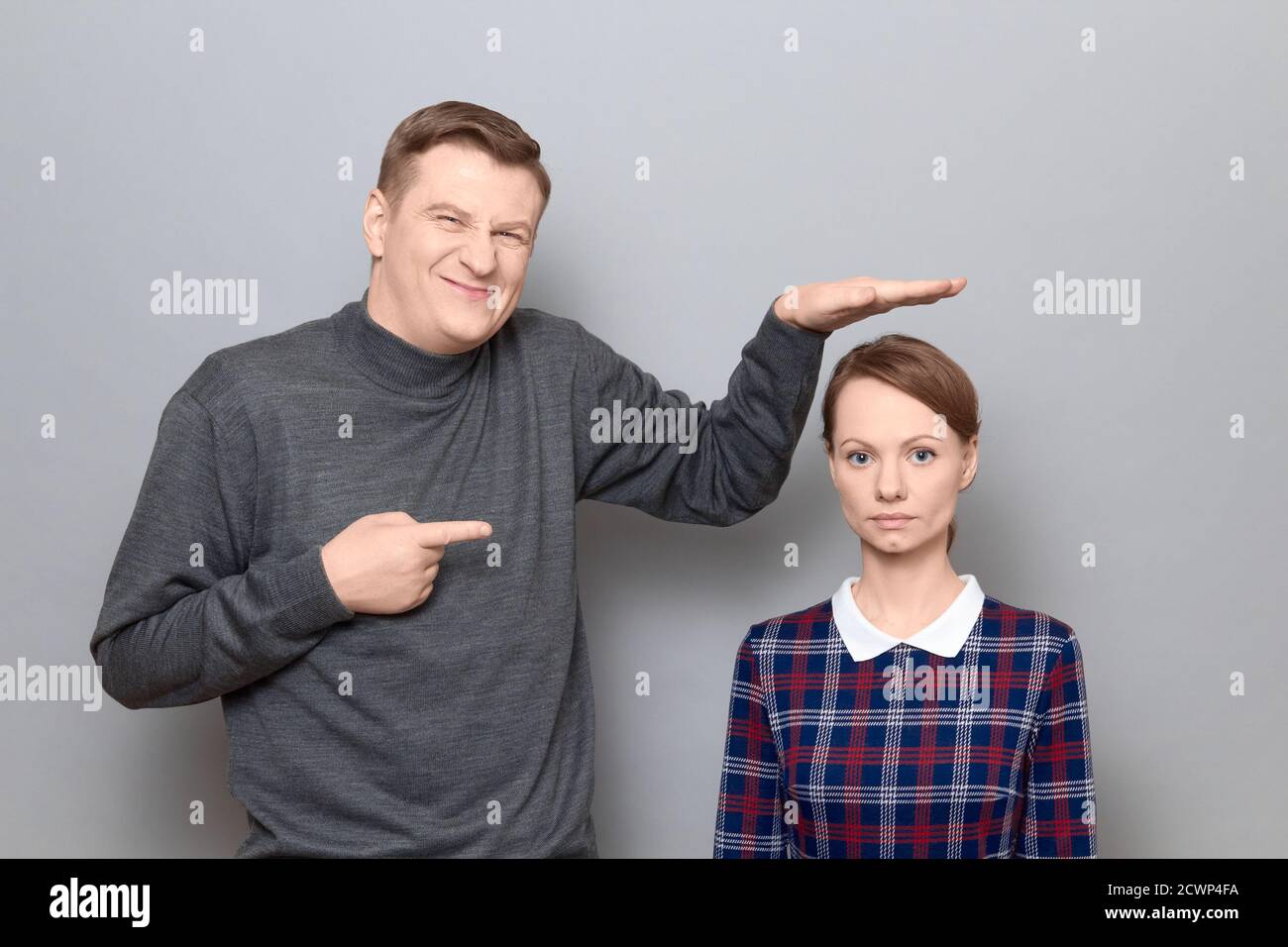 Tall Woman Short Man High Resolution Stock Photography and Images - Alamy
