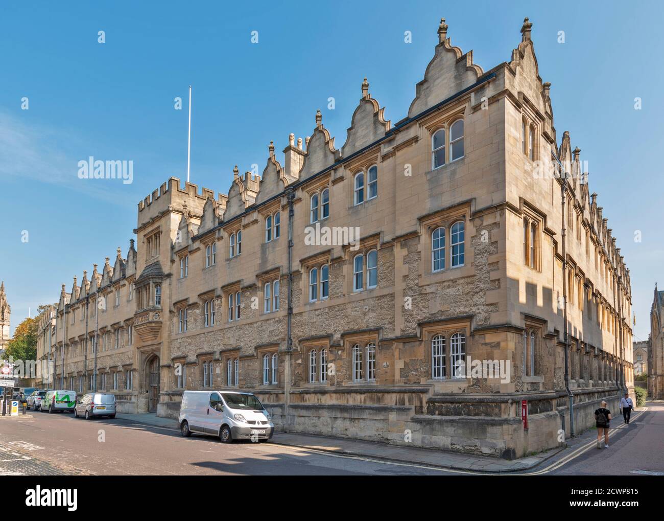 OXFORD CITY ENGLAND ORIEL SQUARE AND ORIEL COLLEGE Stock Photo - Alamy