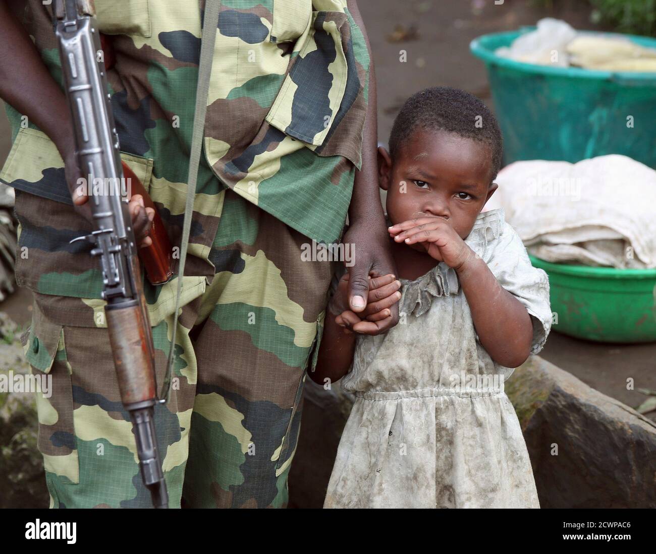 Africa ak47 soldier hi-res stock photography and images - Alamy