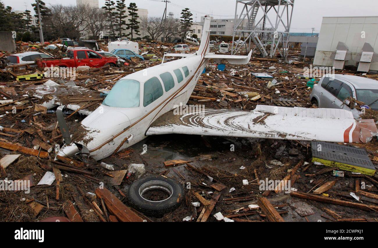 Tsunami damage sendai japan 2011 hi-res stock photography and images ...