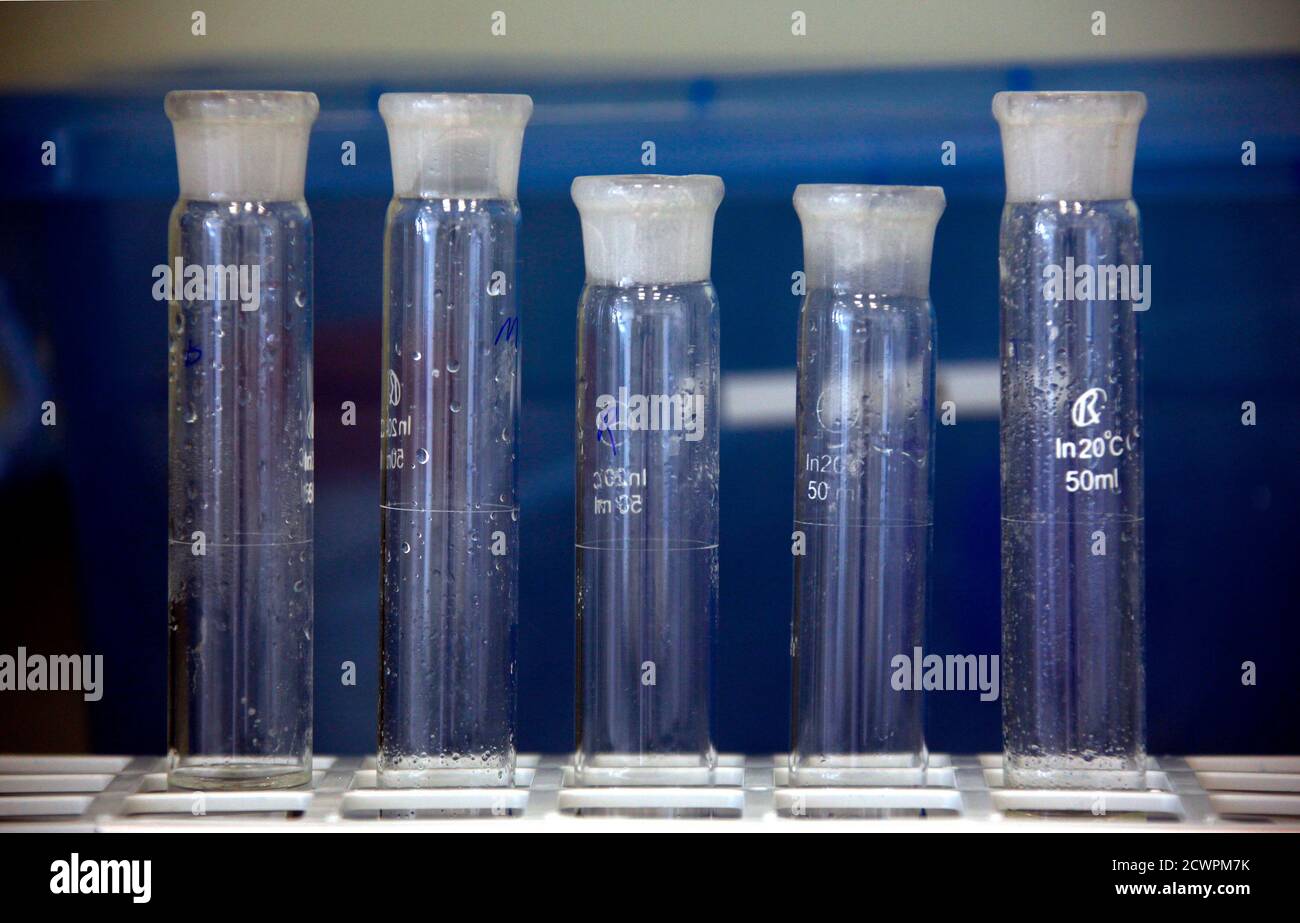 Enzyme industrial hi-res stock photography and images - Alamy