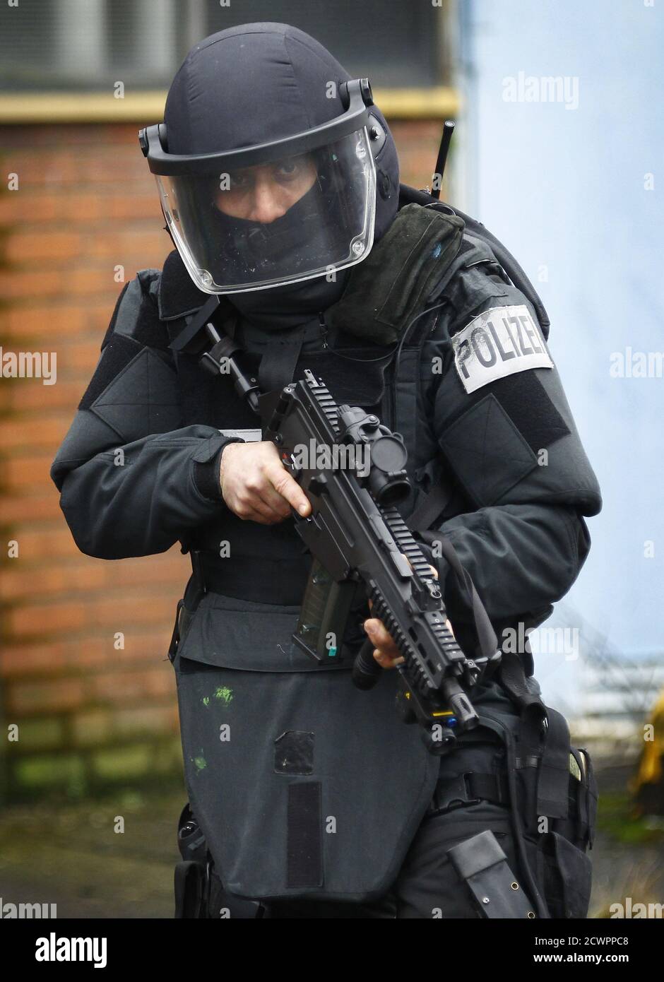 Member special police sek unit hi-res stock photography and images - Alamy