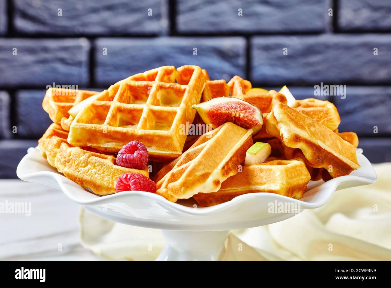 Belgian waffle stand hi-res stock photography and images - Alamy