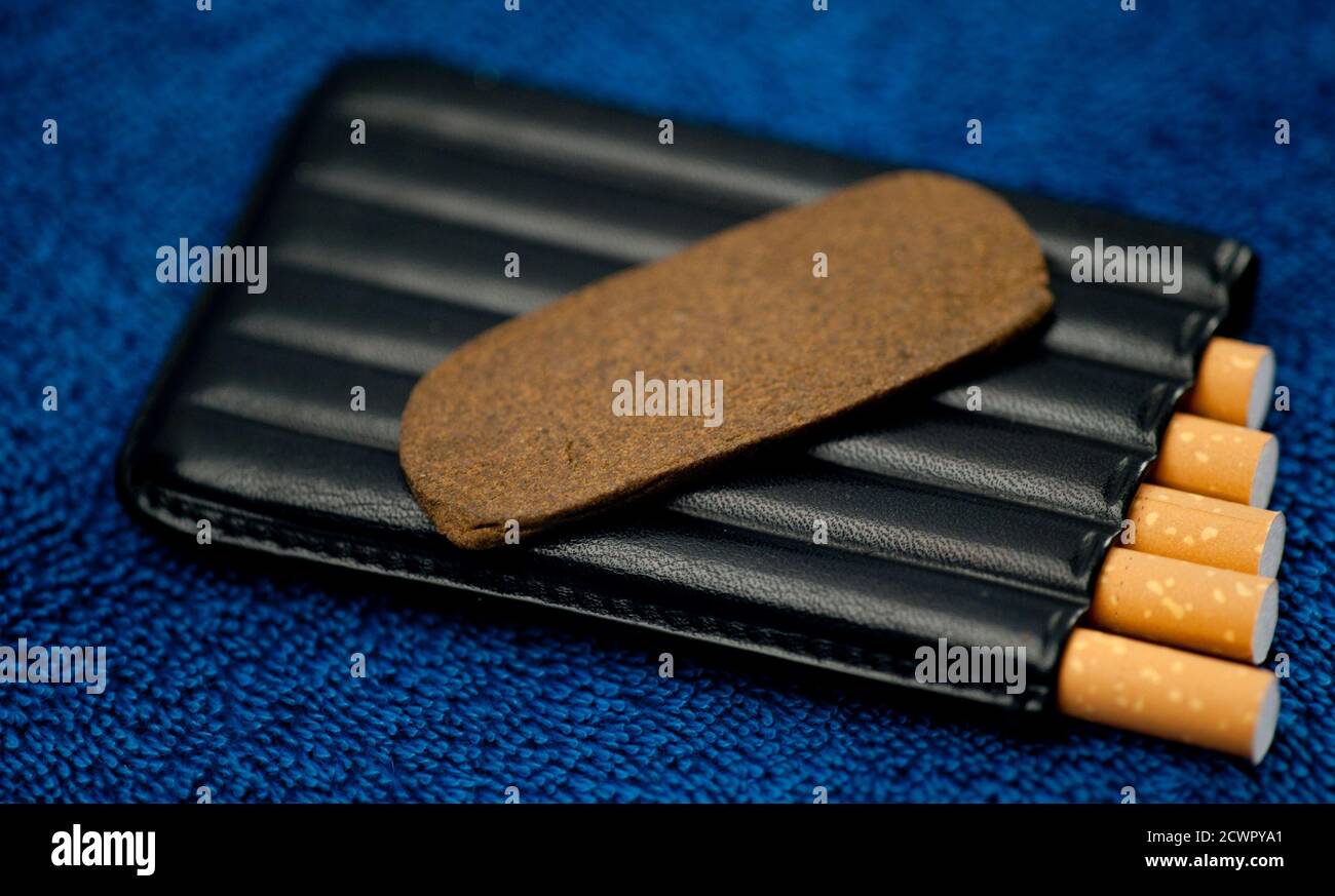 Moroccan cigars hi-res stock photography and images - Alamy