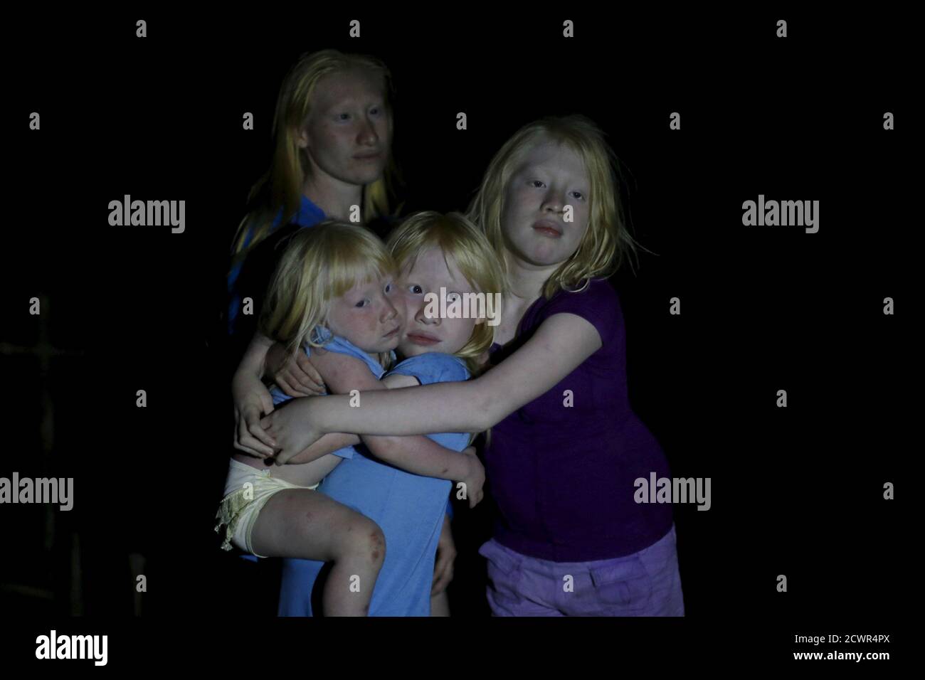 Guna indigenous girl hi-res stock photography and images - Alamy