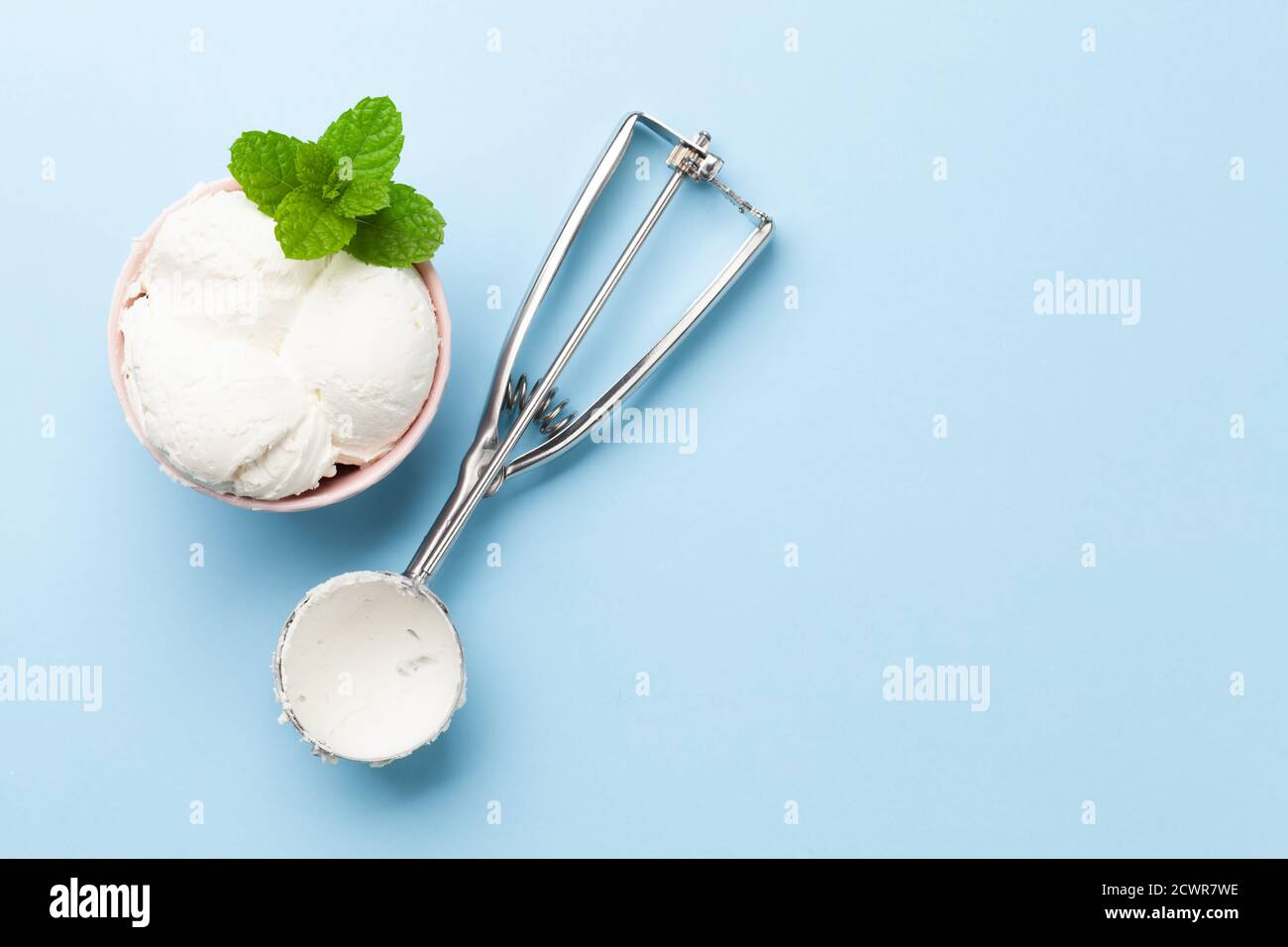 Homemade vanilla ice cream sundae. Top view flat lay with copy space ...
