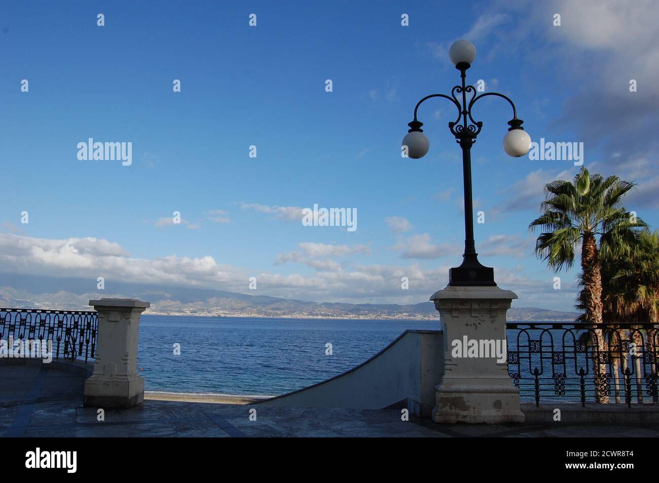 Strait of messina hi-res stock photography and images - Alamy