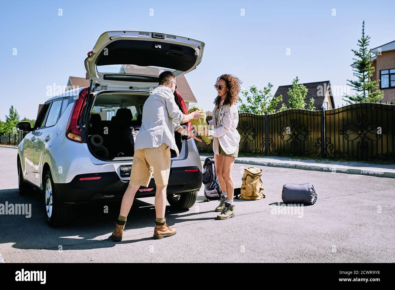 Trunk vehicle hi-res stock photography and images - Alamy