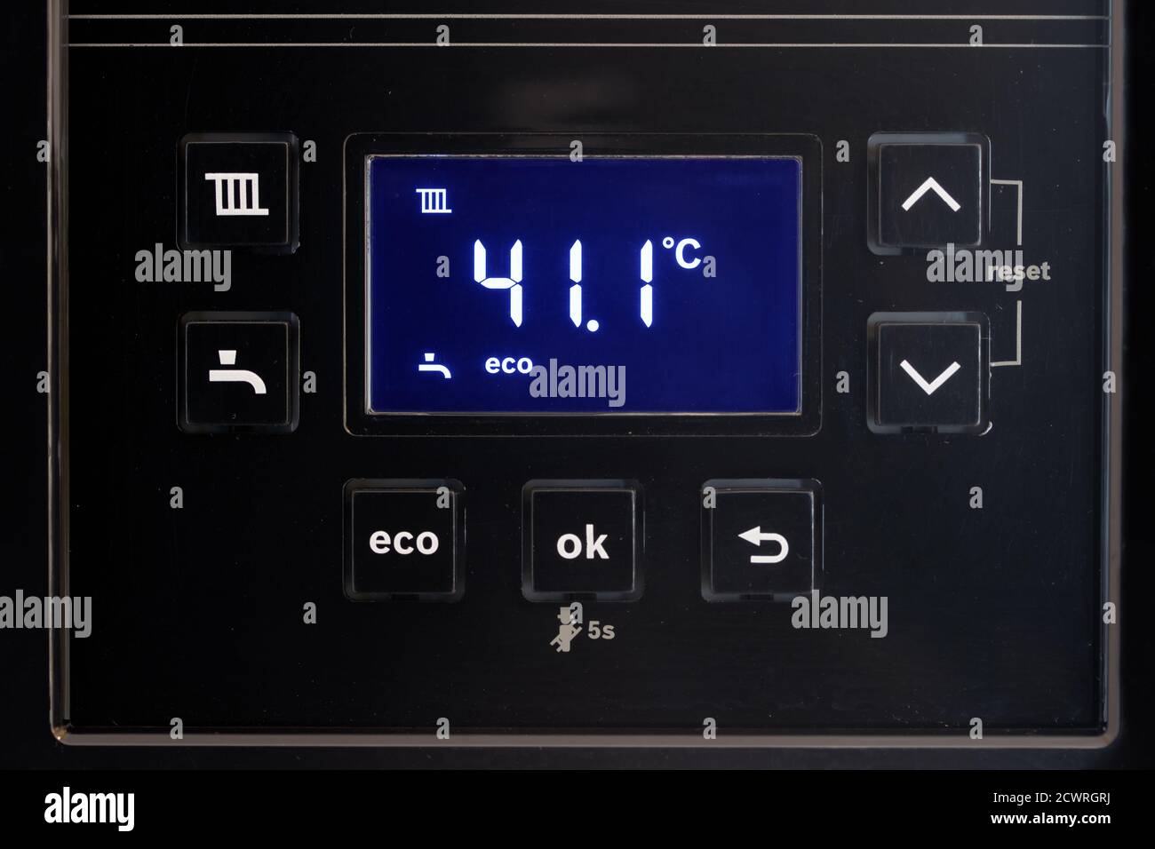 Home dashboard control hi-res stock photography and images - Alamy