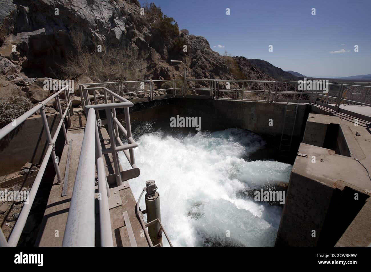 Colorado river aqueduct hi-res stock photography and images - Alamy