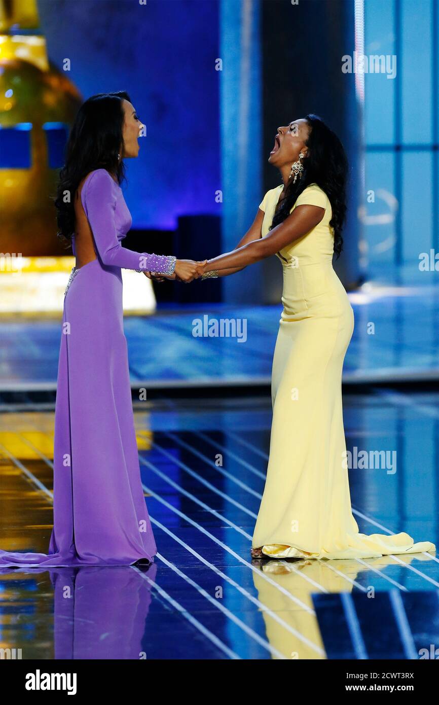 Miss california contestant hi-res stock photography and images - Alamy