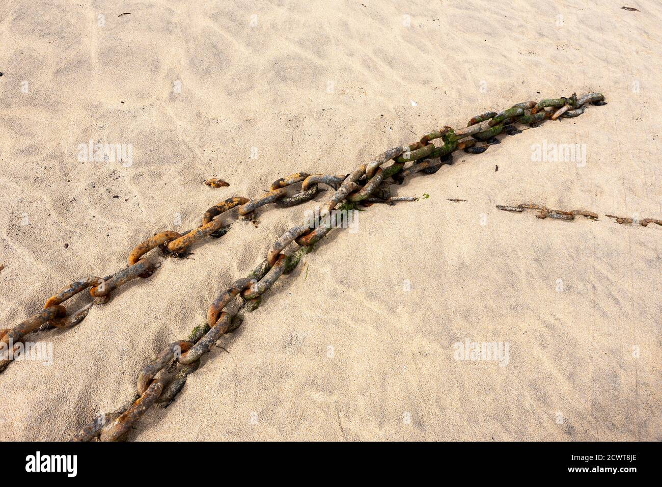 Mooring chain hi-res stock photography and images - Alamy