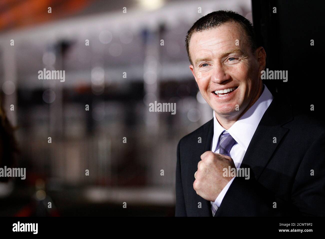 Micky ward boxer hi-res stock photography and images - Alamy
