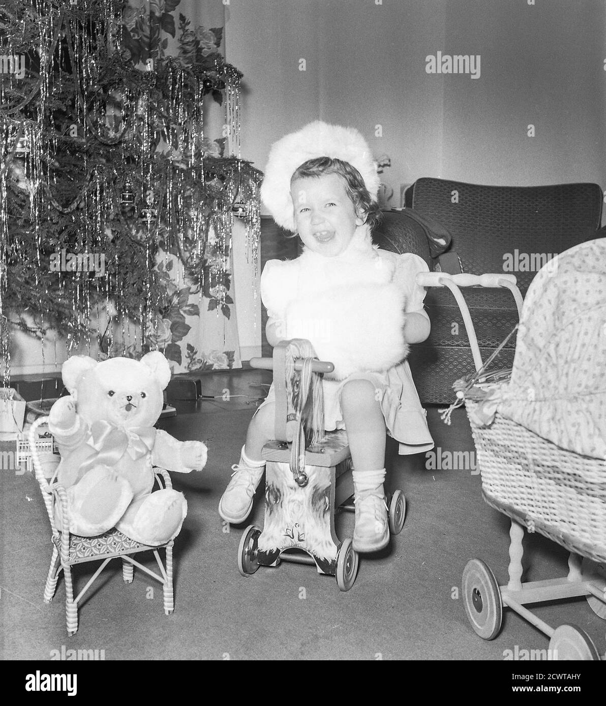 1950s lifestyle hi-res stock photography and images - Alamy