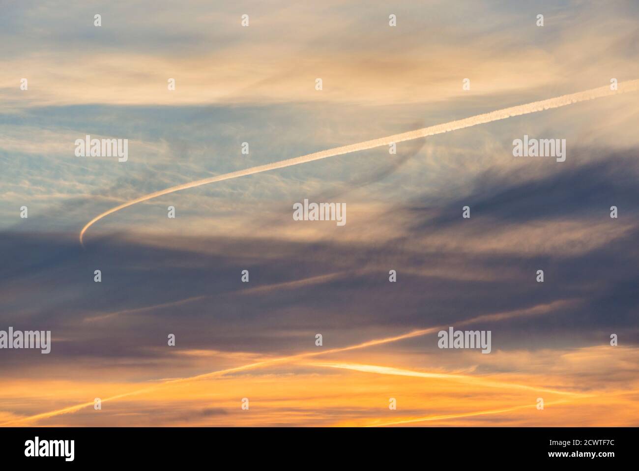 Weather patterns hi-res stock photography and images - Alamy