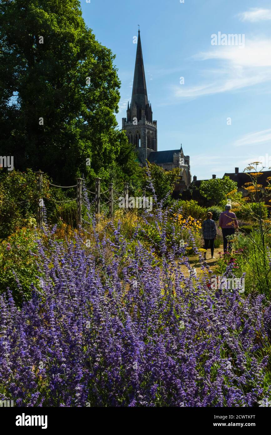 Chichester cathedral hi-res stock photography and images - Alamy