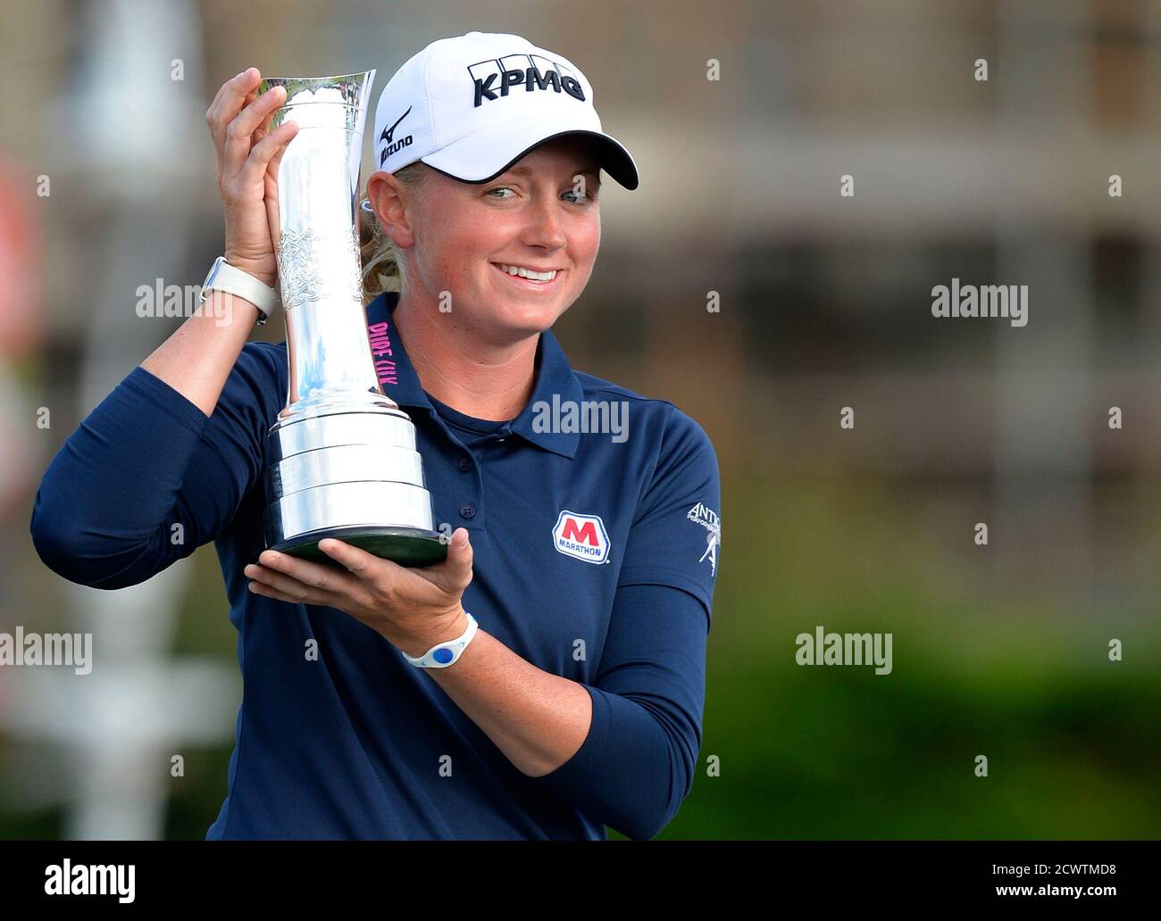 Trophy on swilken bridge hi-res stock photography and images - Alamy