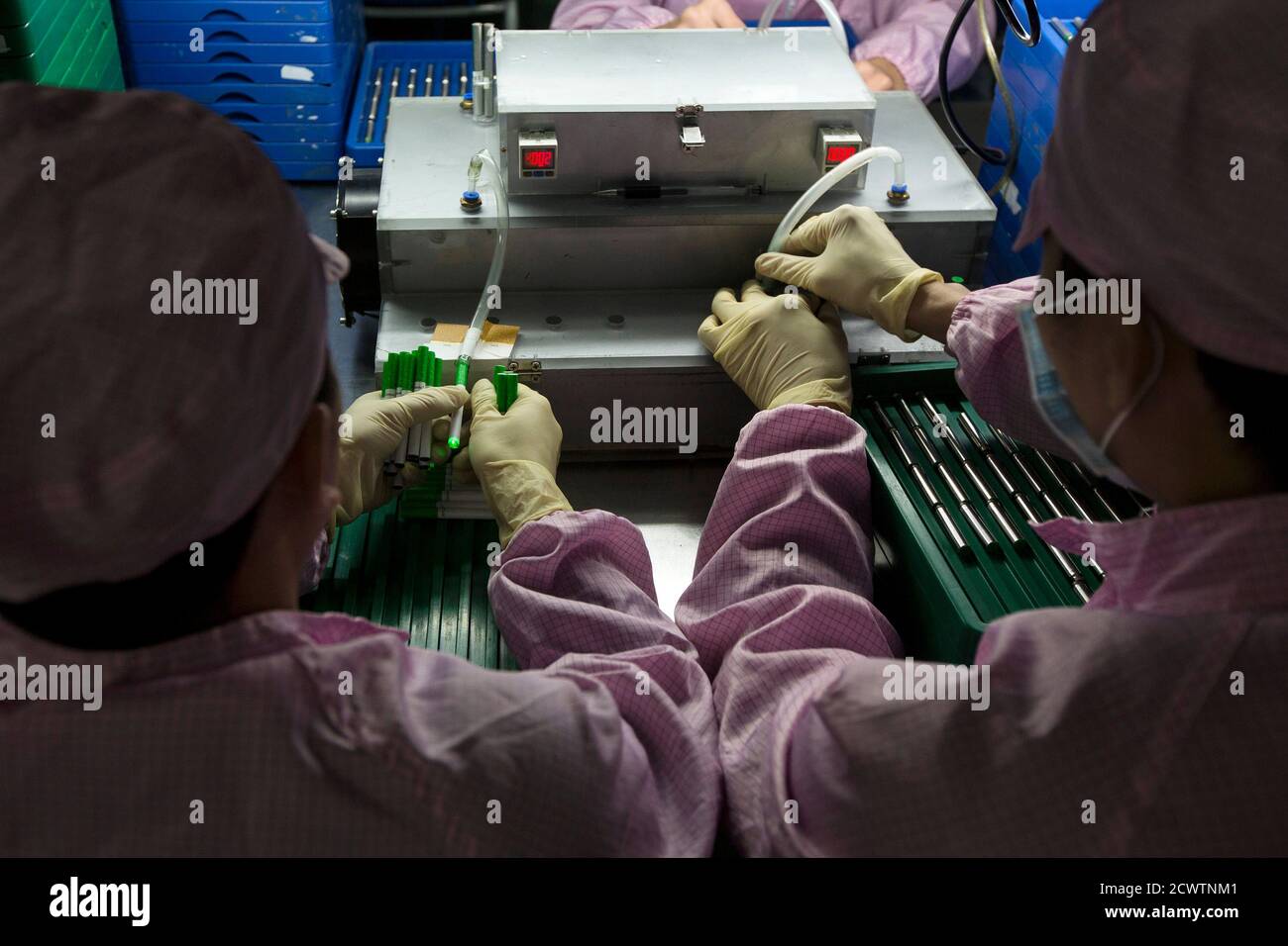 Cigarette test hi-res stock photography and images - Alamy