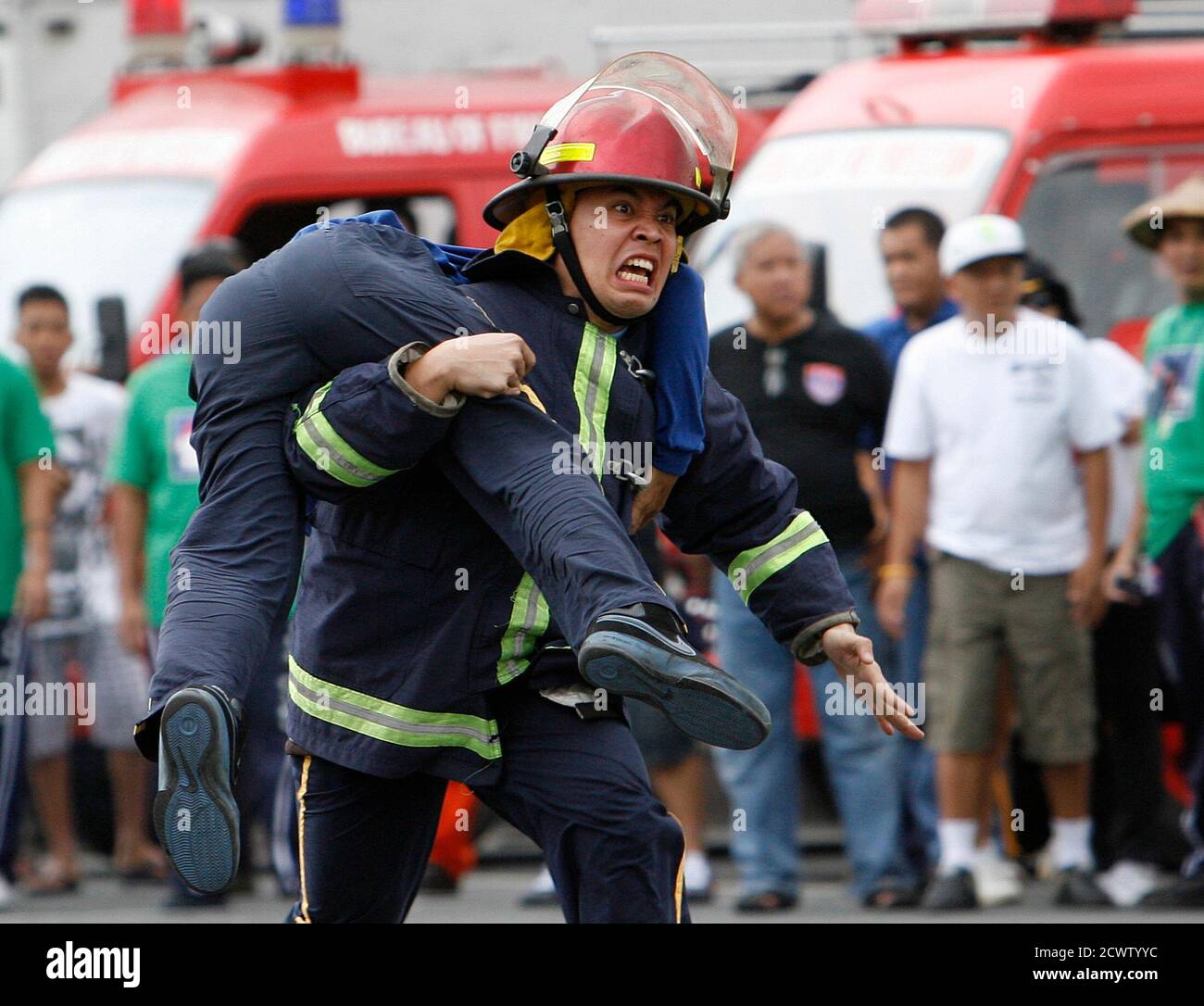 Firefighter competition hi-res stock photography and images - Alamy