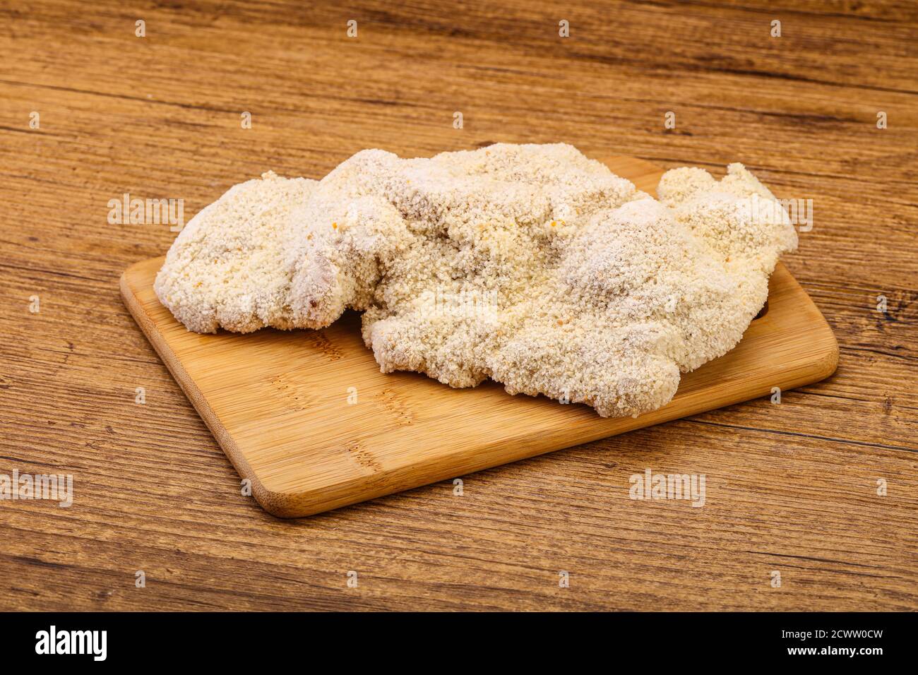 Raw pork meat schnitzel for roast Stock Photo - Alamy