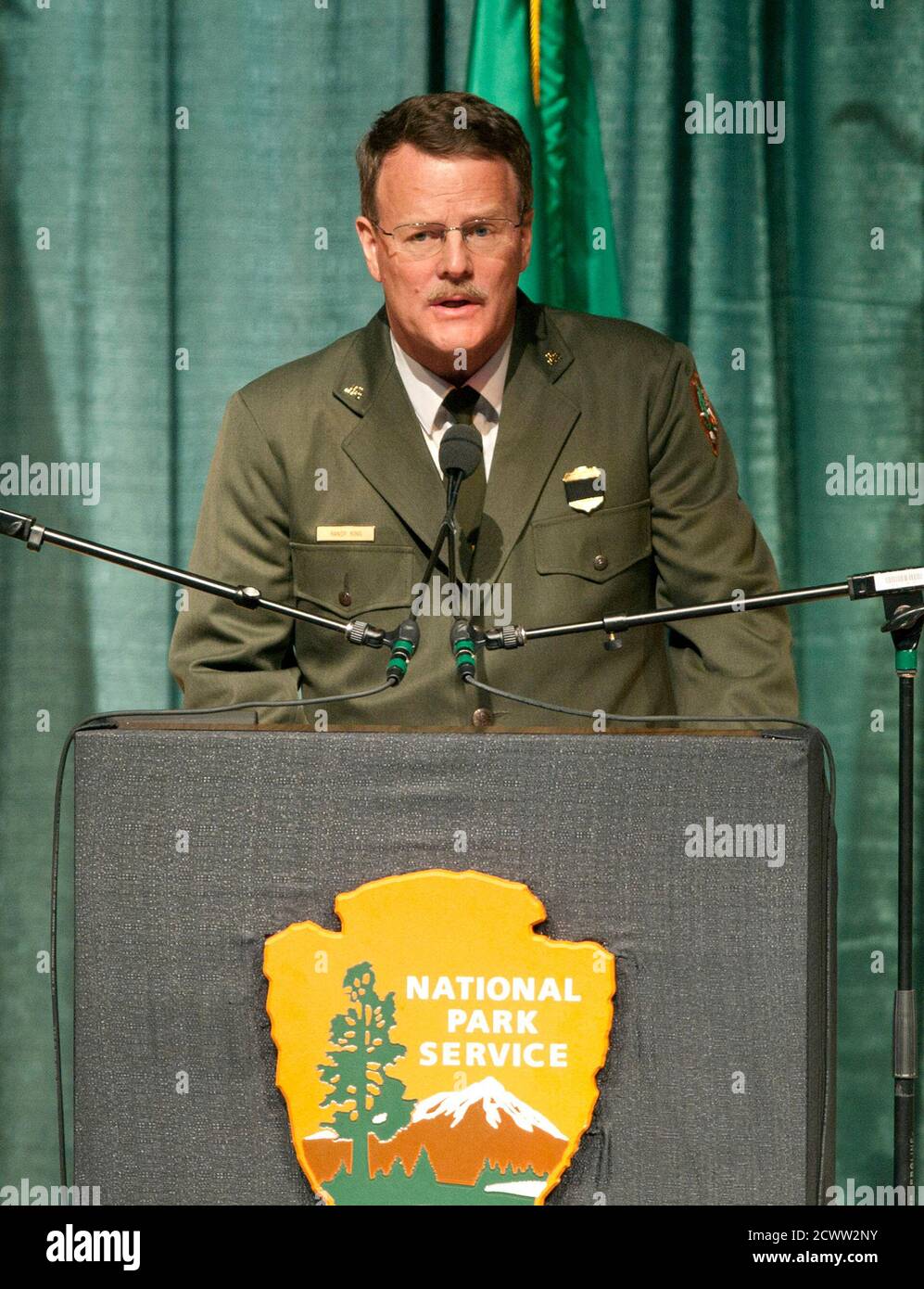 Shooting ranger hi-res stock photography and images - Alamy