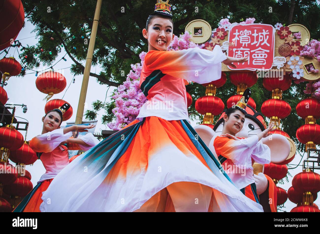 Traditional Chinese New Year celebration Stock Photo - Alamy