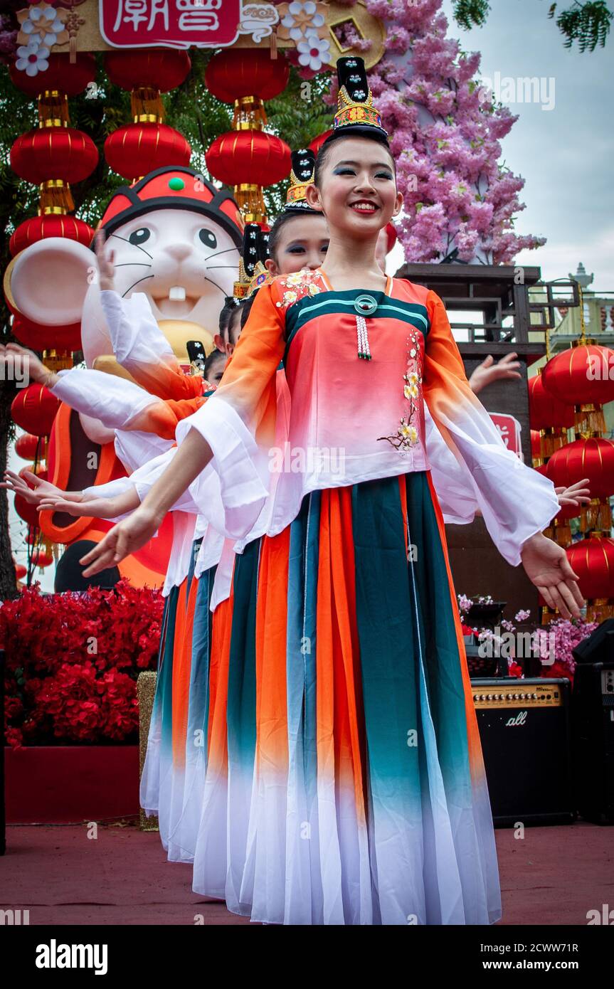 Traditional Chinese New Year celebration Stock Photo - Alamy