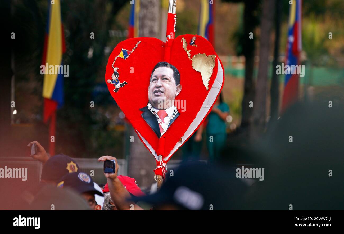 Father figure hi-res stock photography and images - Alamy