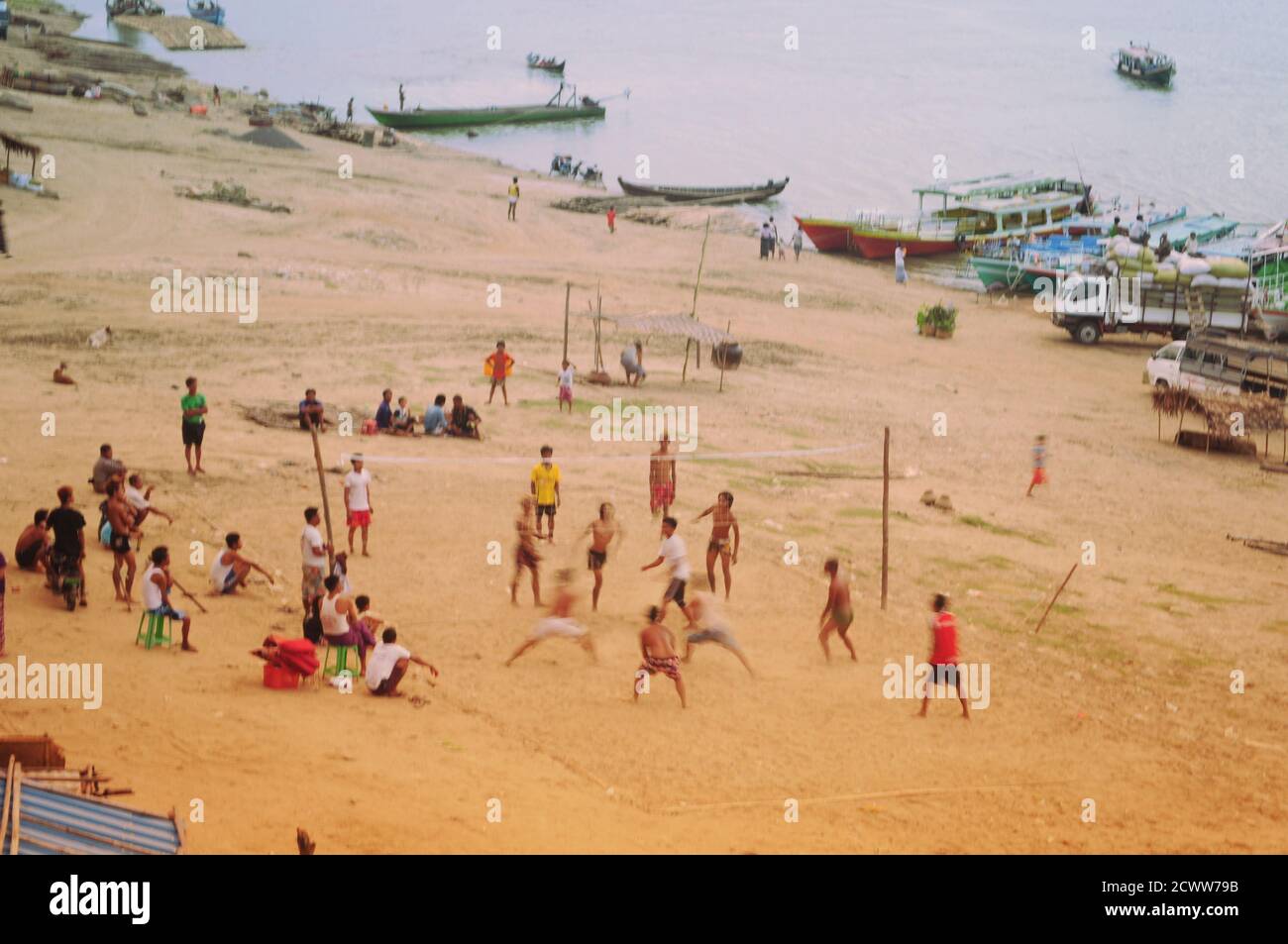 Netball game hi-res stock photography and images - Alamy