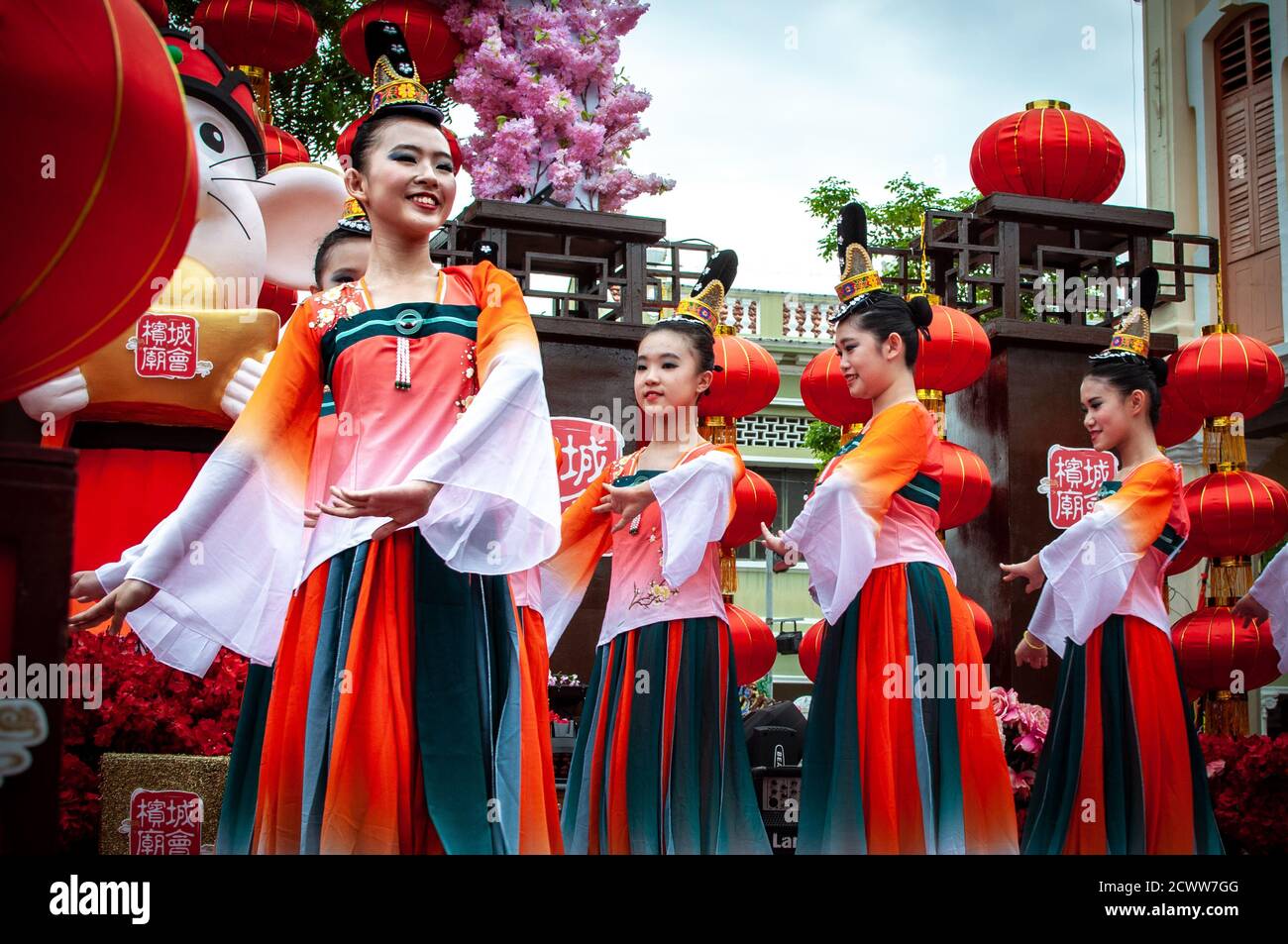 Traditional Chinese New Year celebration Stock Photo - Alamy