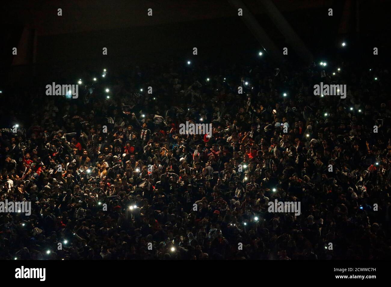 Tottenham hotspur fans in the crowd hi-res stock photography and images ...