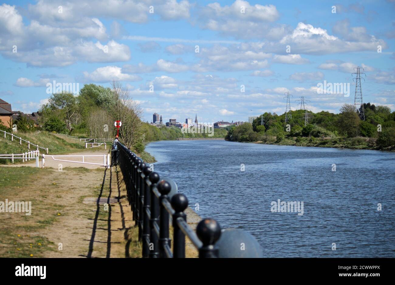 From the nose up hi-res stock photography and images - Alamy