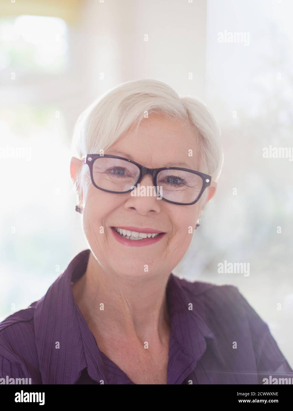 Eyeglasses confidence hi-res stock photography and images - Alamy