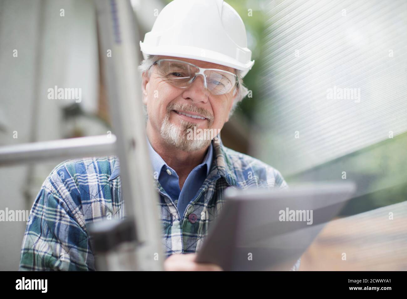 Construction site supervisor hat hi-res stock photography and images ...