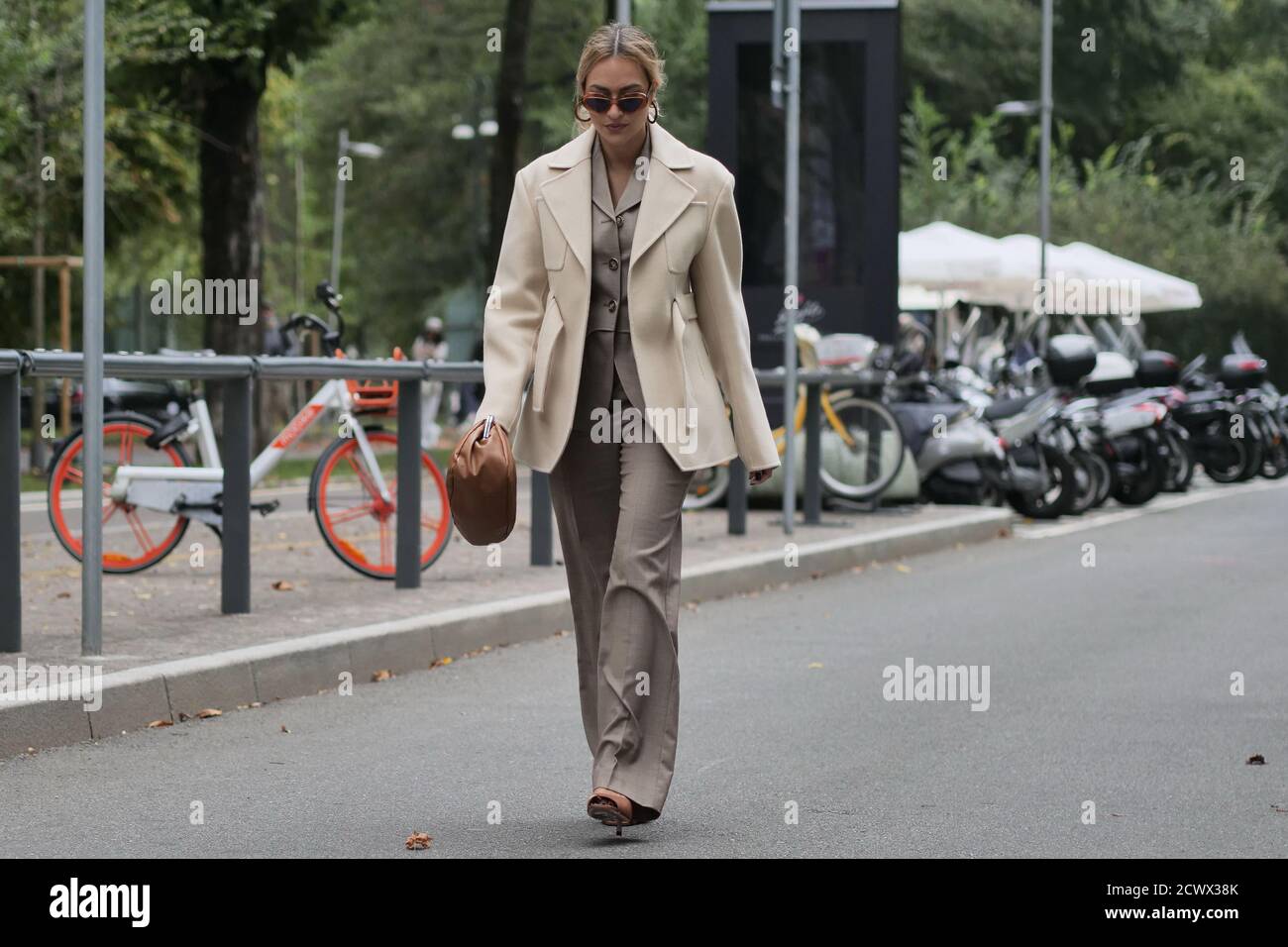 Milano, Italy. 25th Sep, 2020. Beatrice Valli street style outfit ...
