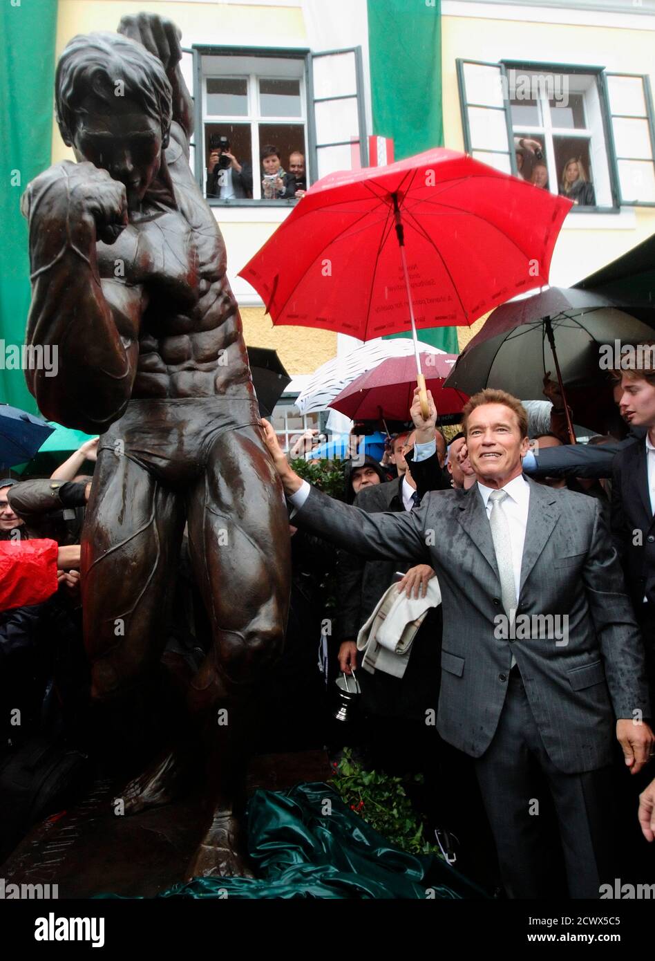 Arnold Schwarzenegger Bodybuilding High Resolution Stock Photography ...