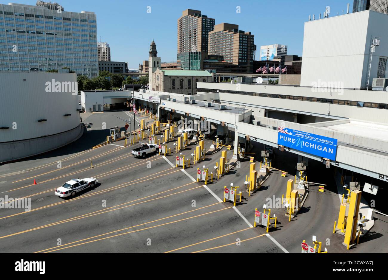 Tunnel detroit windsor hi-res stock photography and images - Alamy
