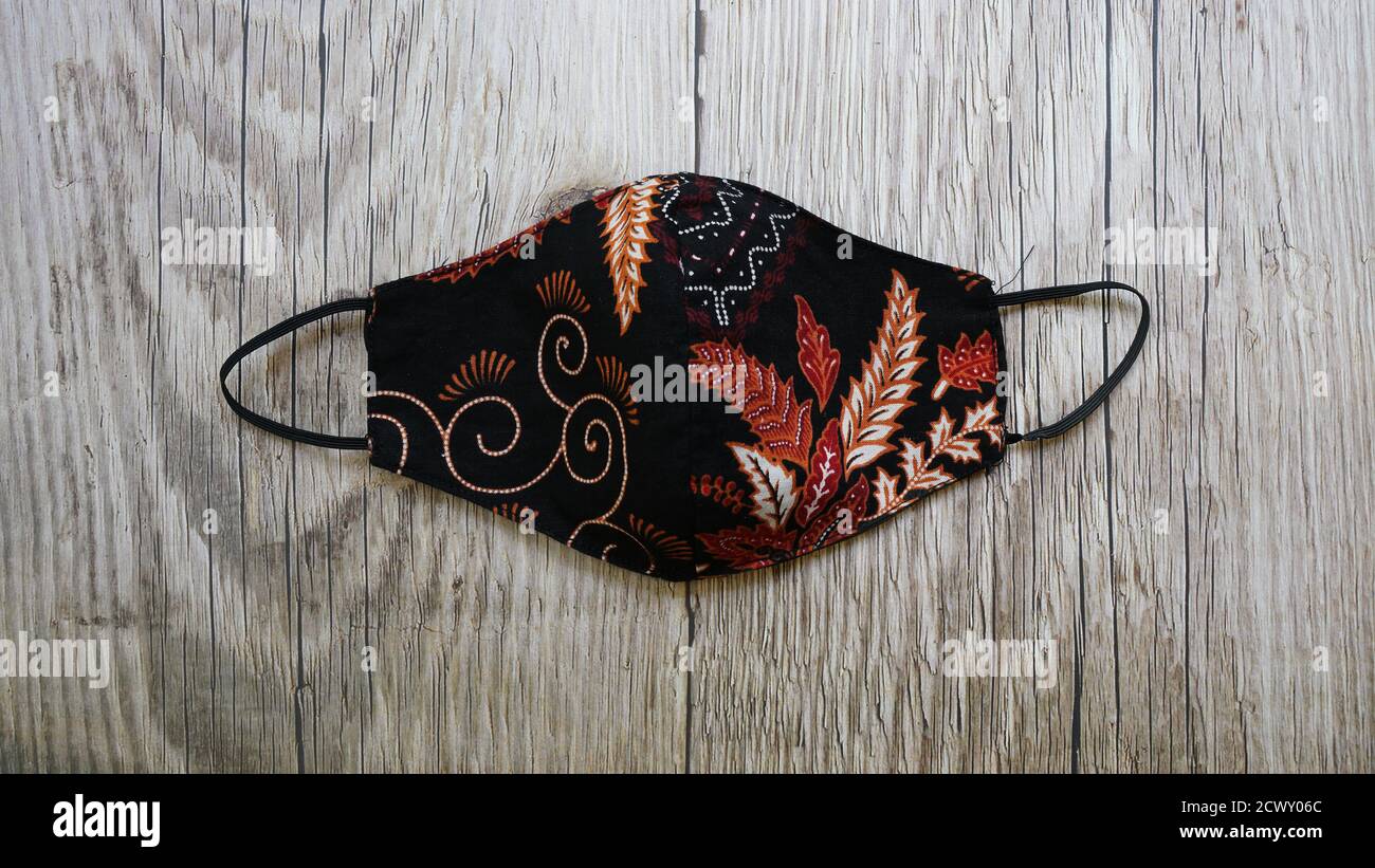 DIY projects handmade crafts batik face masks made out of cotton fabric ...