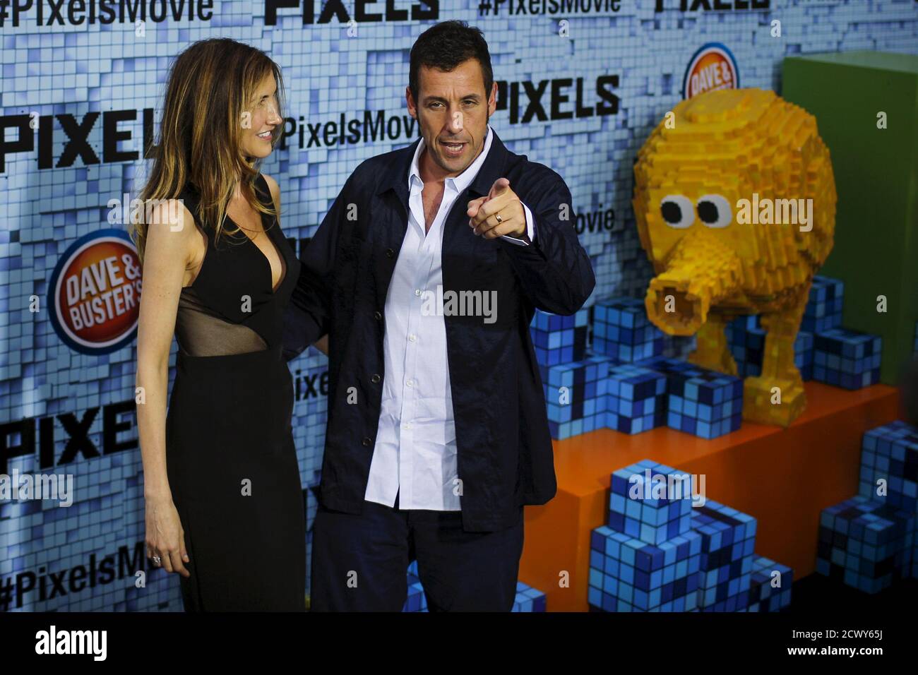 Adam sandler and wife jackie sandler hi-res stock photography and ...