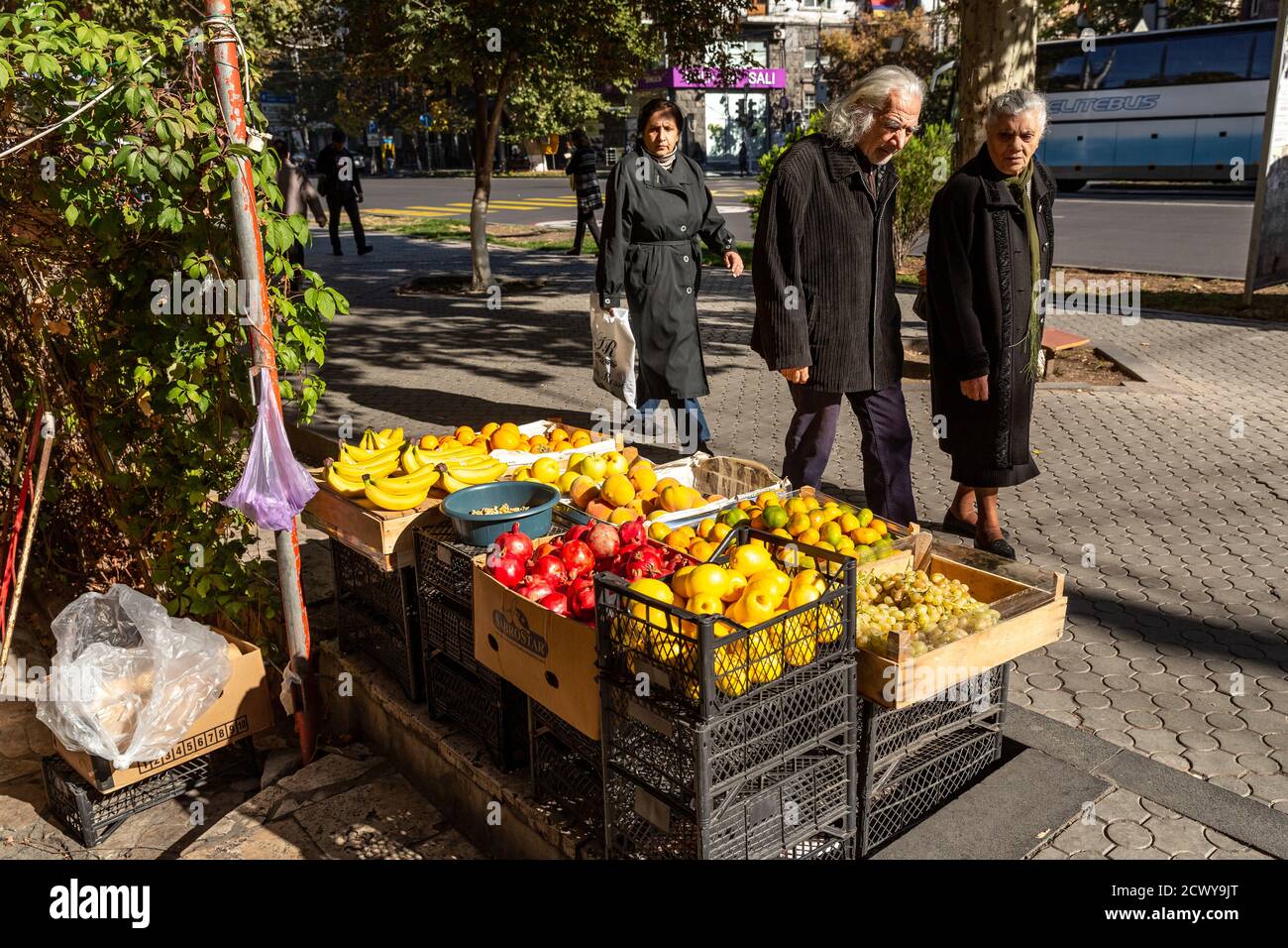 Armenian sculptures hi-res stock photography and images - Alamy