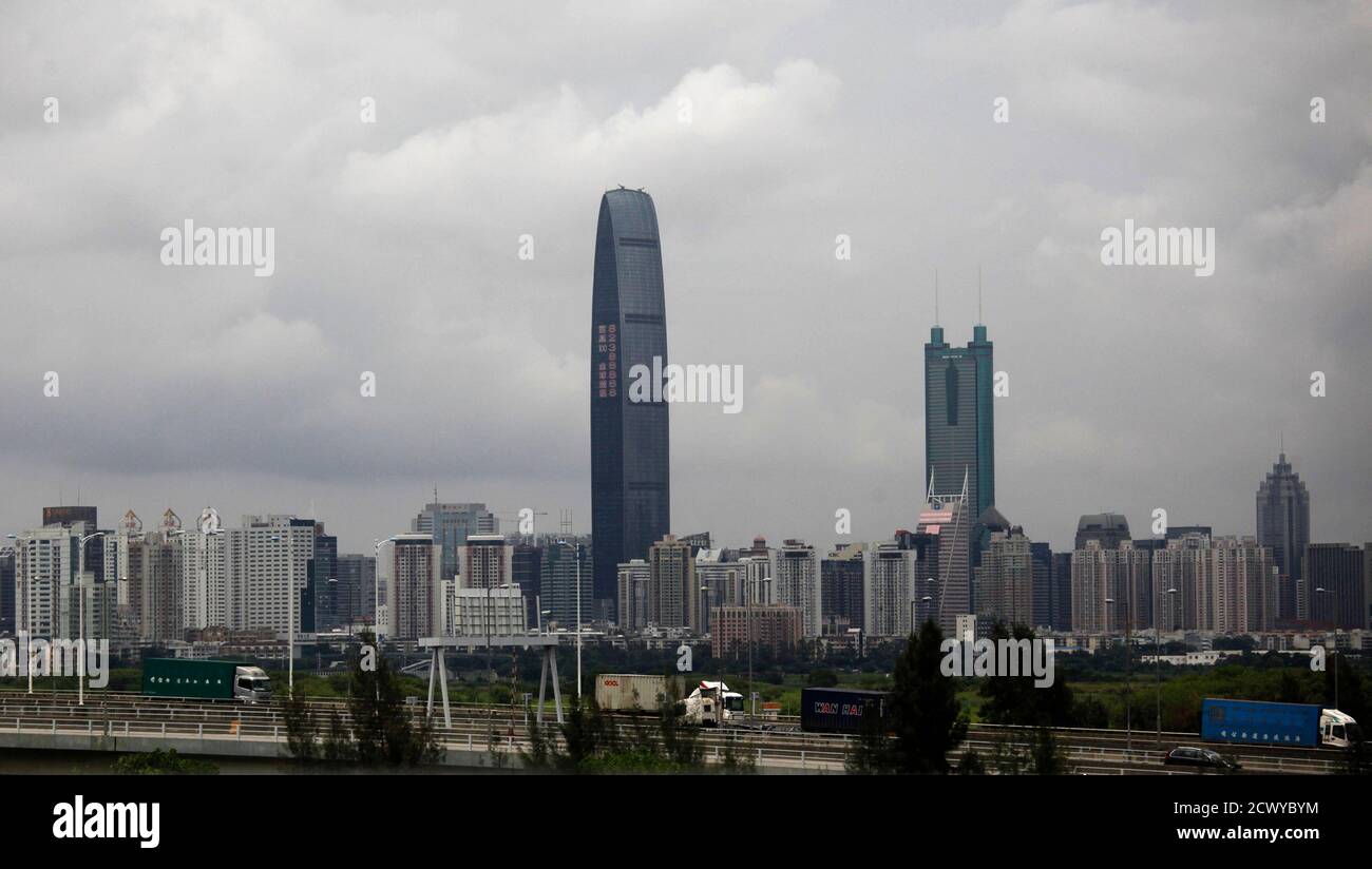 Kingkey 100 finance building hi-res stock photography and images - Alamy