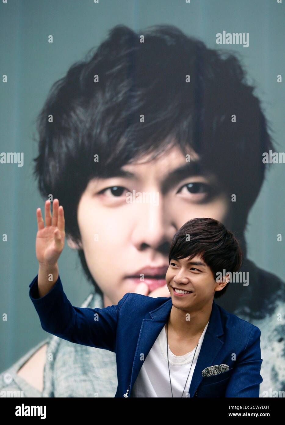 Mall gi hi-res stock photography and images - Alamy