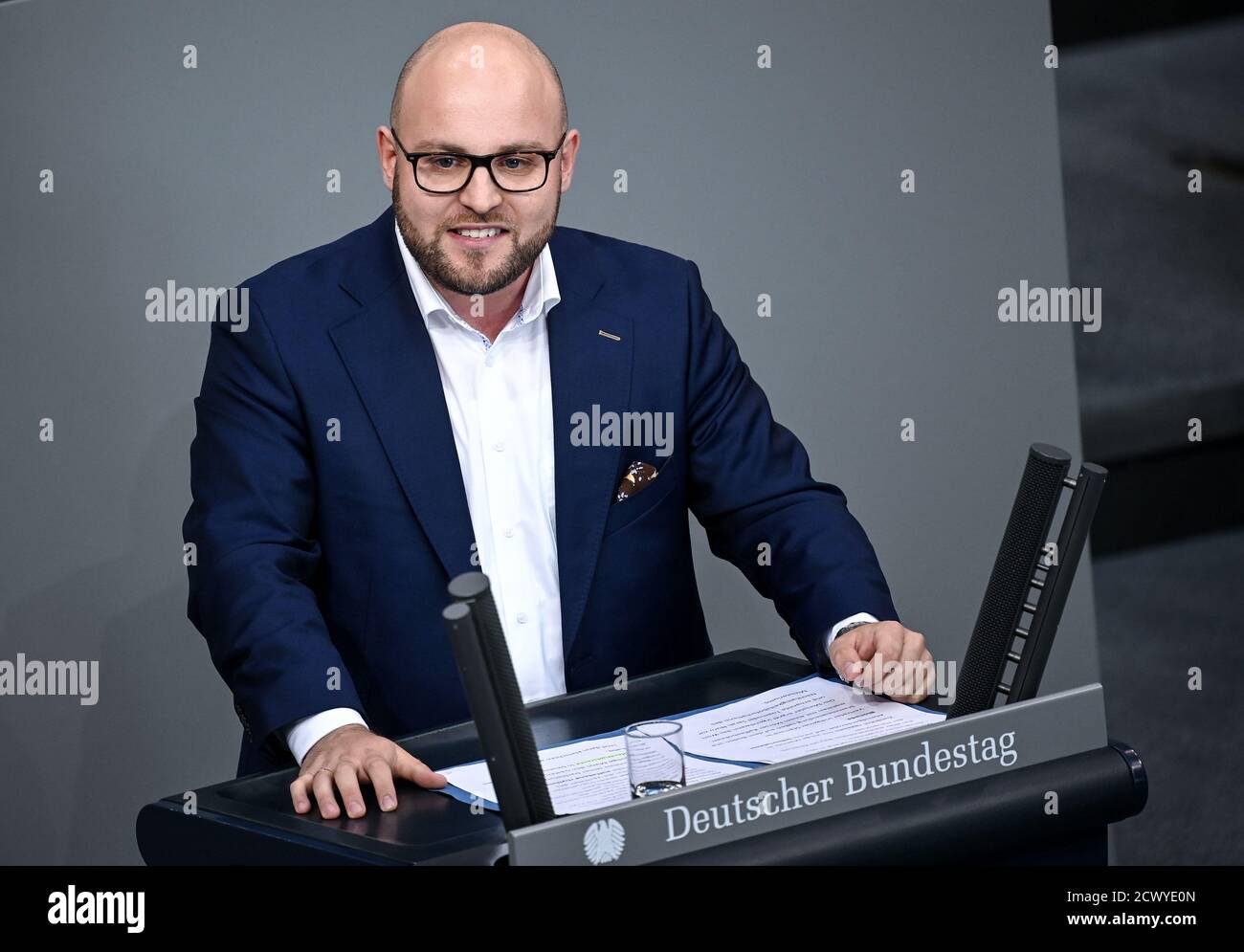 Berlin, Germany. 30th Sep, 2020. Markus Frohnmaier (AfD), speaks to the ...