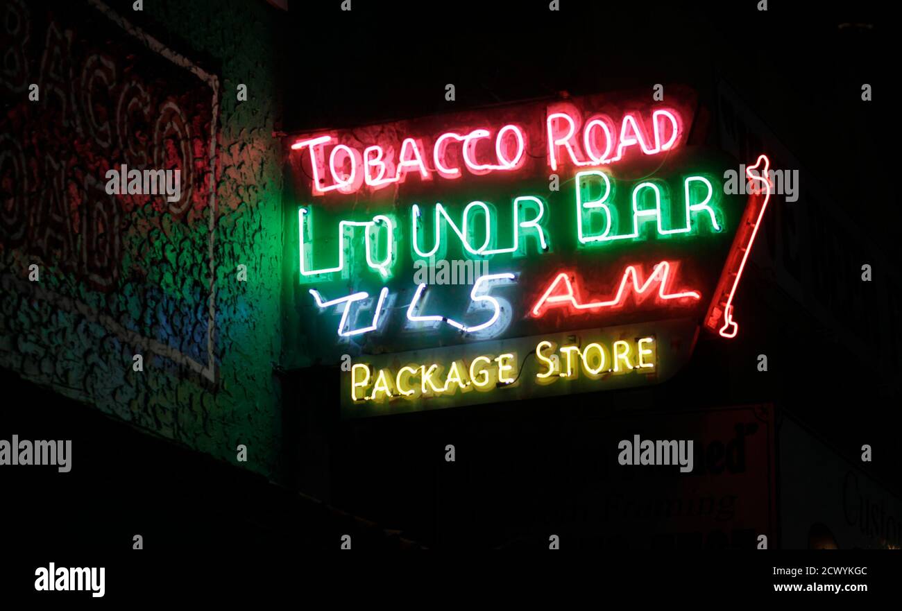 R r bar sign hi-res stock photography and images - Alamy