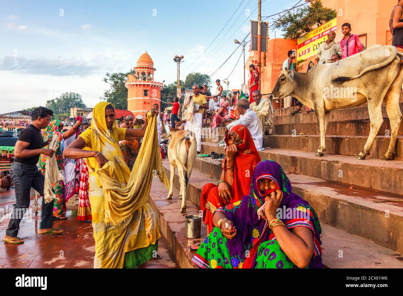 Chitrakoot, Madhya Pradesh, India : Three women in colourful saris sit ...