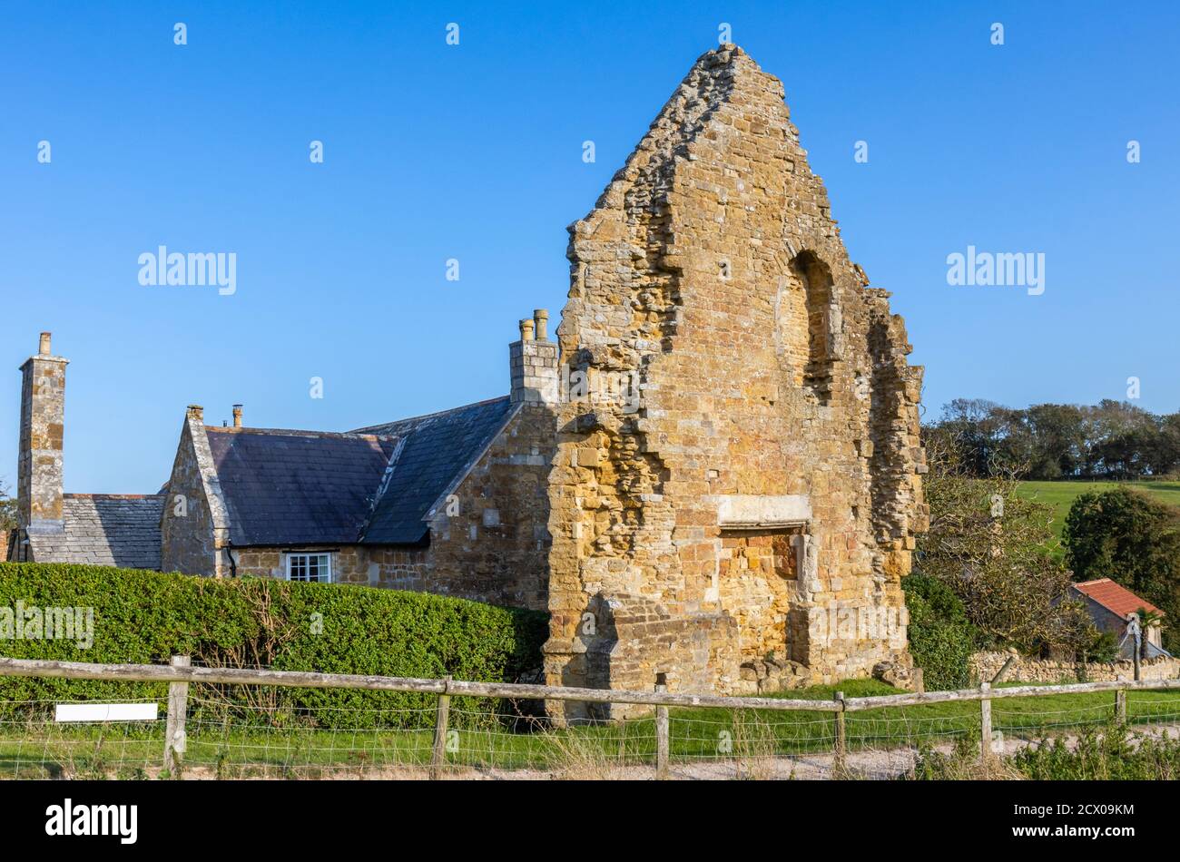 Former monks refectory hi-res stock photography and images - Alamy
