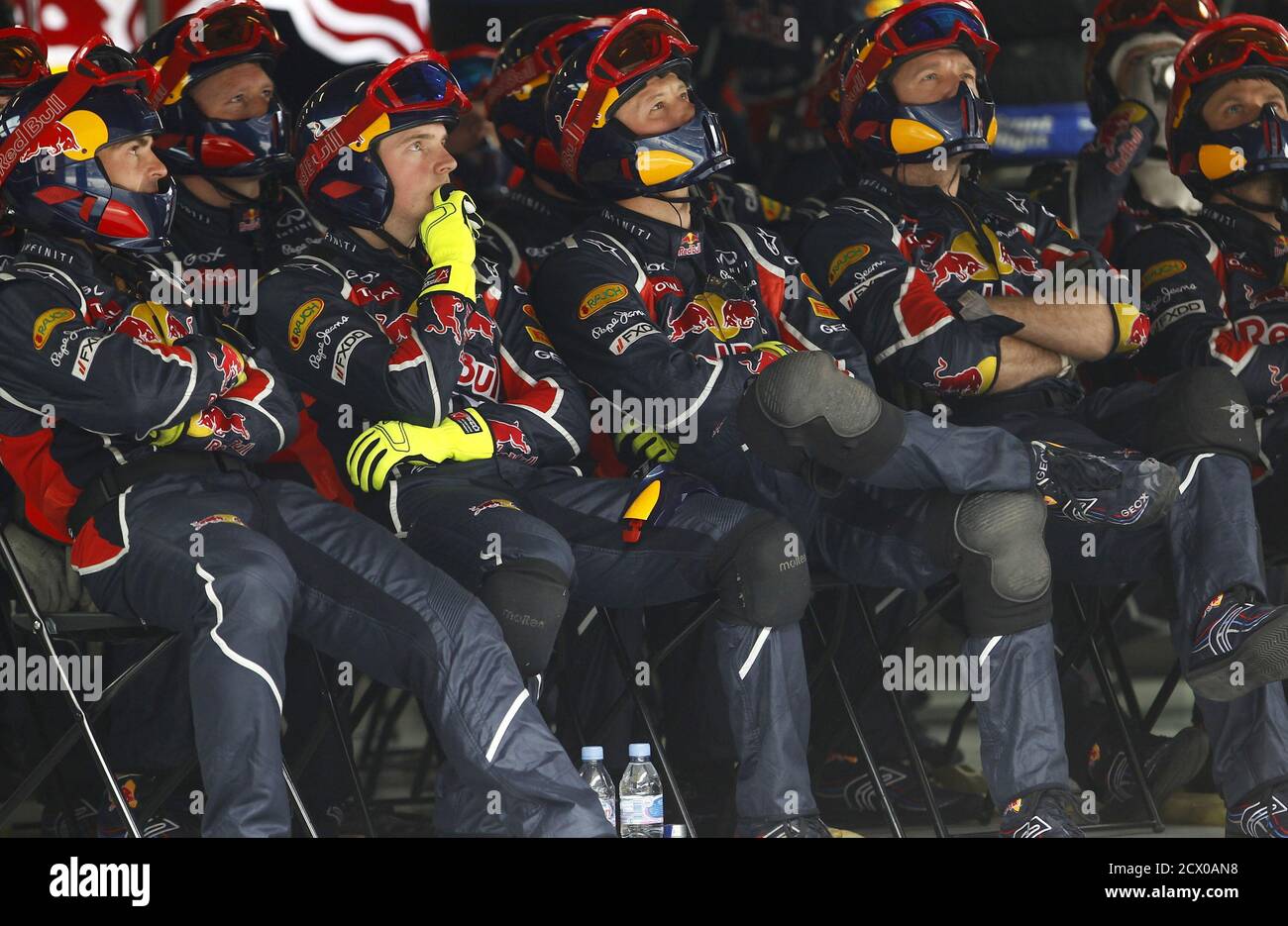 Red Bull F1 Pit Team High Resolution Stock Photography and Images - Alamy