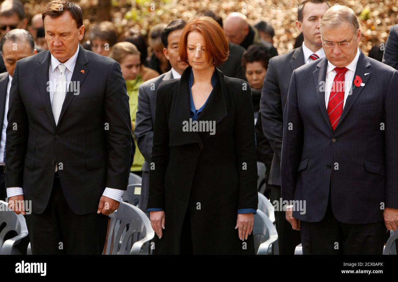 Australian and new zealand troops hi-res stock photography and images ...